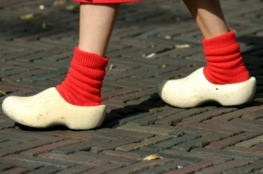 Clog dictionary definition | clog defined